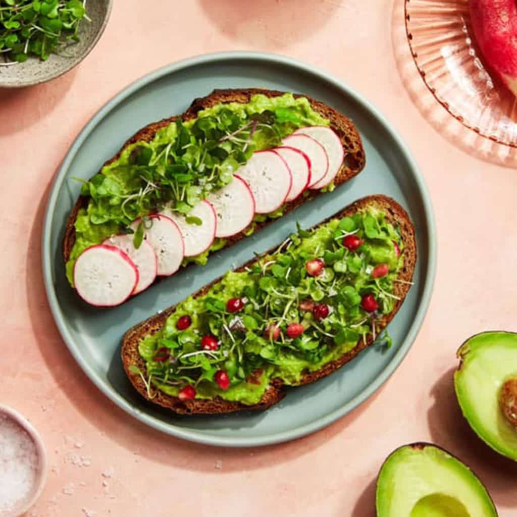 Vertically farmed micro rainbow mix with elevated flavor from AeroFarms